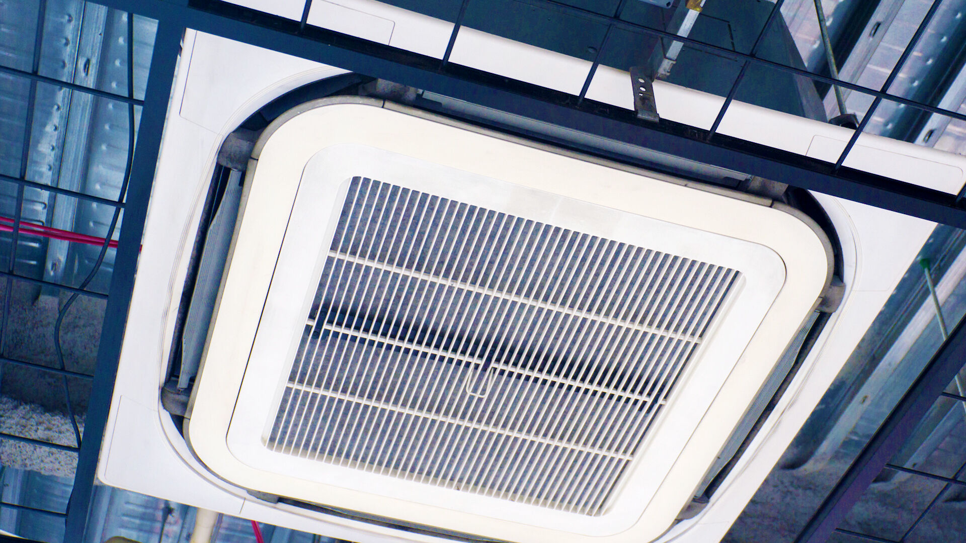 神奈川を拠点として電気工事を専門的に行っている有限会社サンエツ電機
